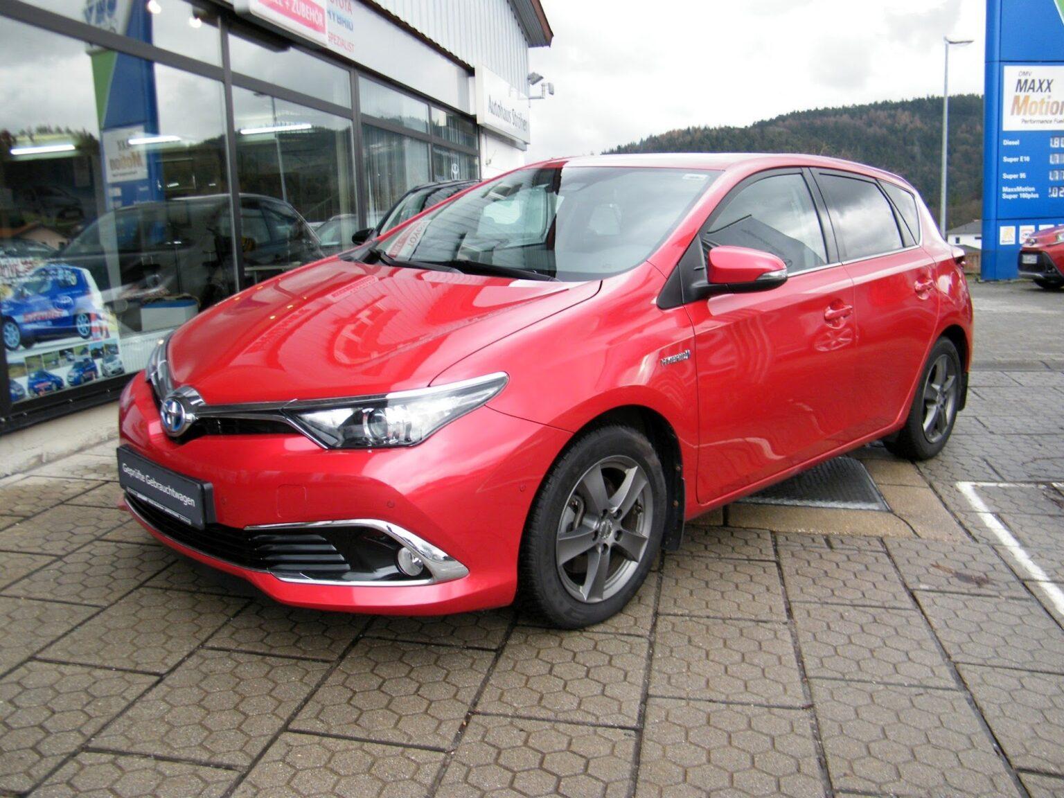 Autohaus Ströher | Toyota-Händler in Neukirchen