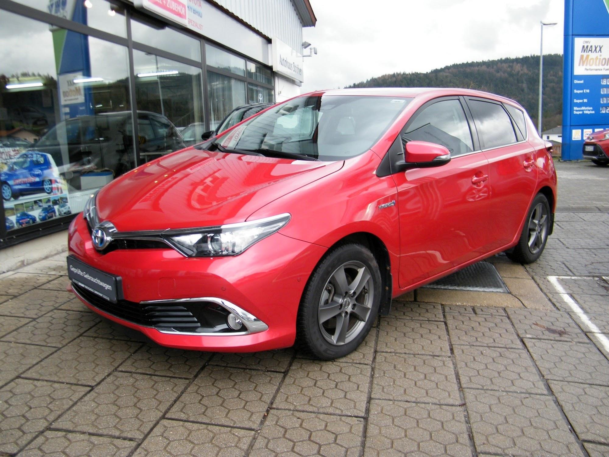 Autohaus Ströher | Toyota-Händler in Neukirchen